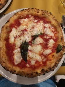 What to eat in Naples, the best traditional food – Diana Bancale